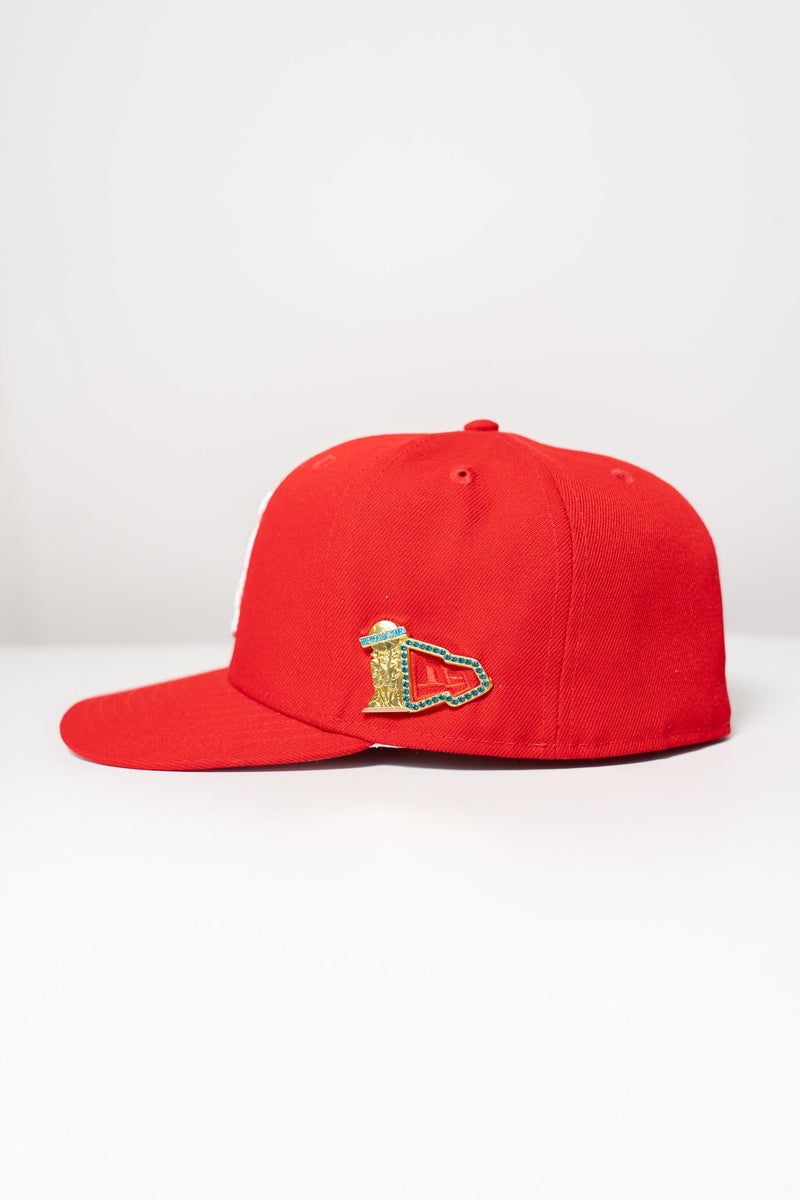 THE WORLD IS YOURS BLUE PIN – Revien Hats